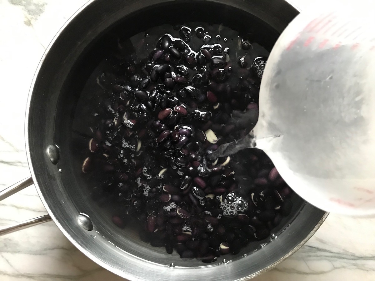 Feijão: Brazilian Beans Recipe - Easy Brazilian Food