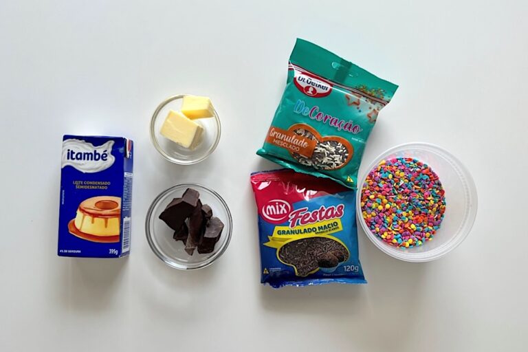 Best Brazilian Cake ~ Bolo de Brigadeiro! - Easy Brazilian Food